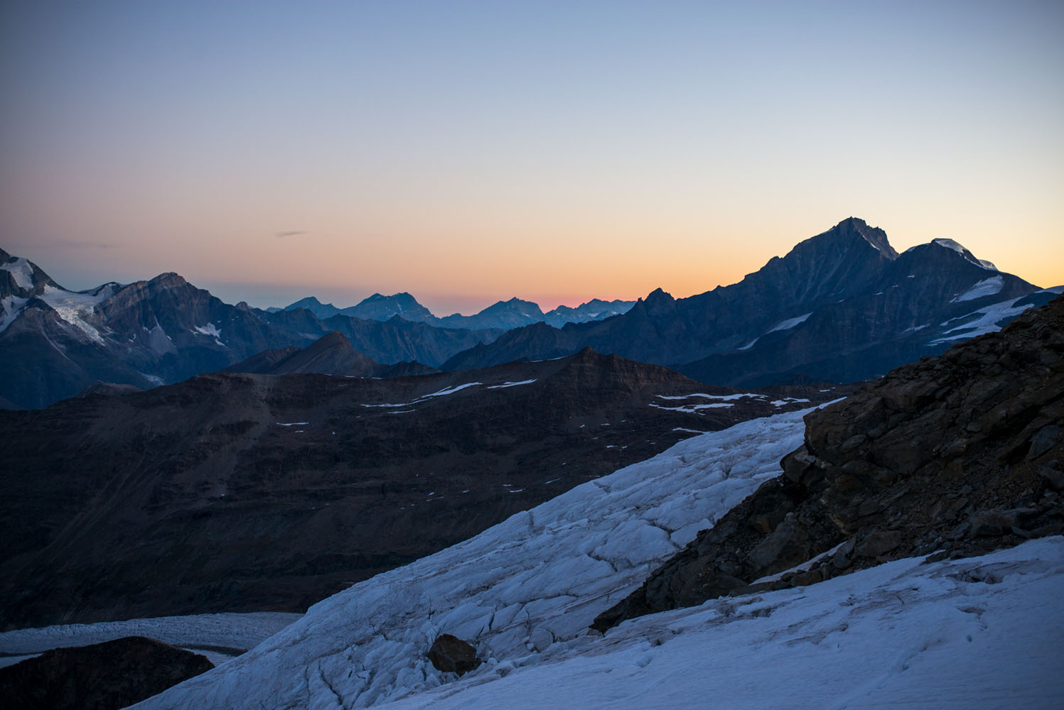 Une ascension de la pointe Dufour, dans le Mont-Rose